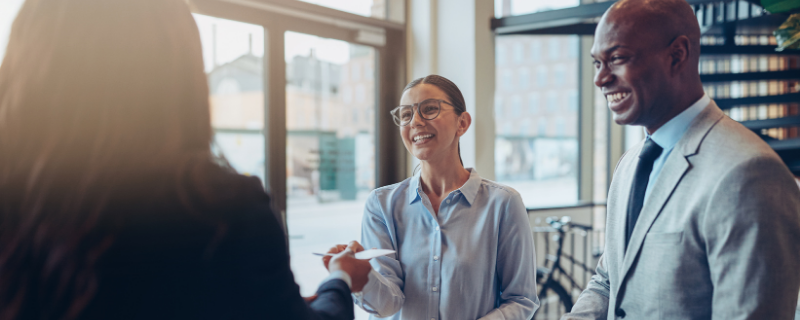 Devenir agent de réservation : salaire, formation, reconversion