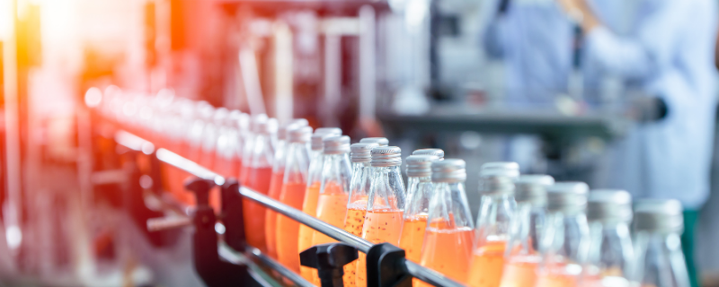 Devenir Opérateur de production : salaire, formation, reconversion