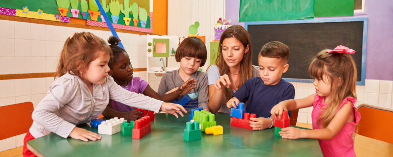 Le salaire d’une ATSEM en 2026